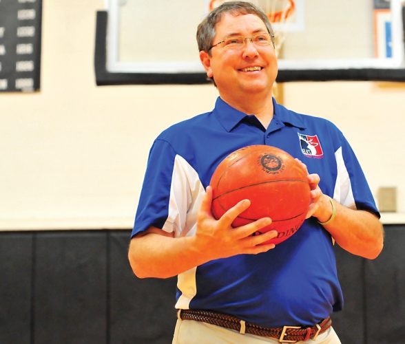 Elk volunteering ‘a lot of fun’ for Tyrone resident | News, Sports ...